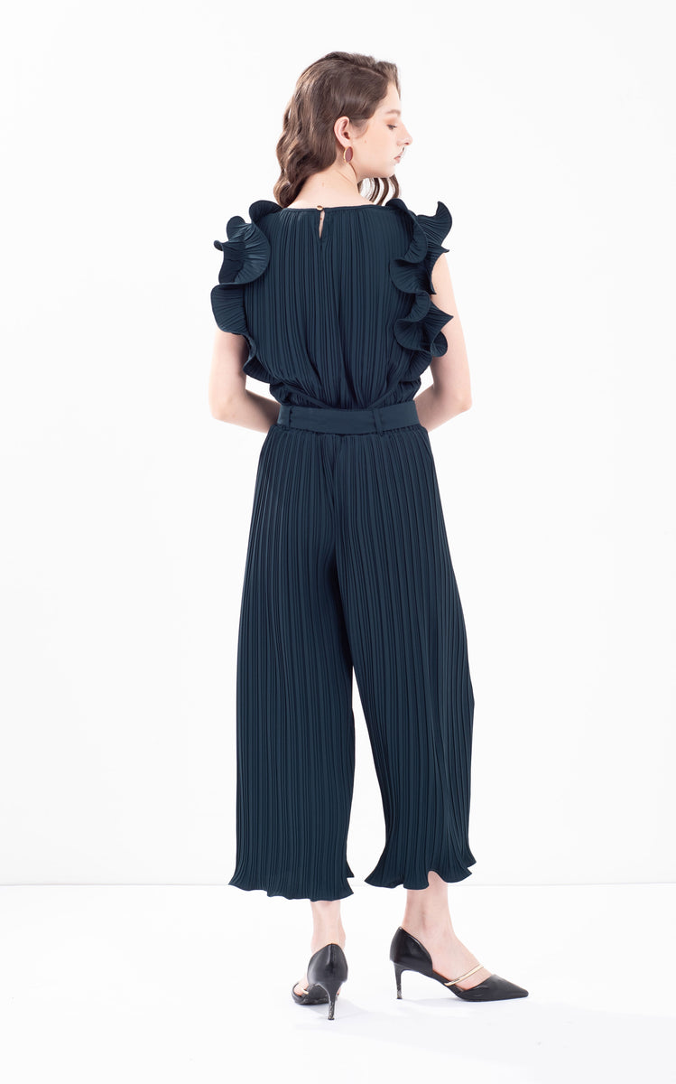 Pleated Frill Hem Pants – What To Wear